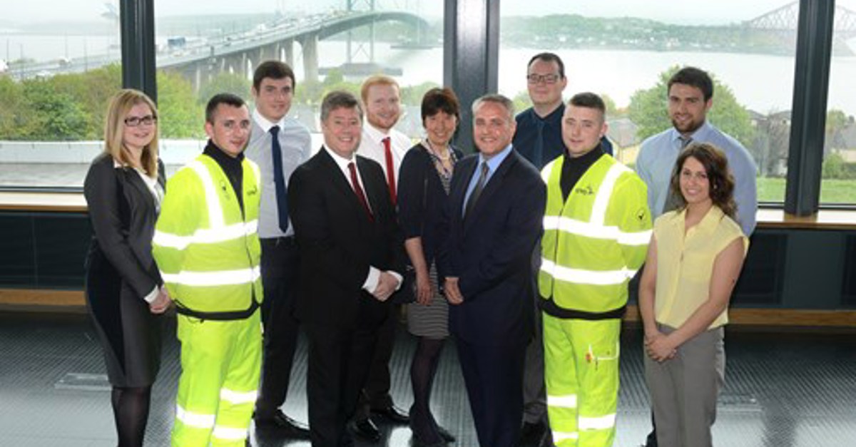 Cabinet Secretary Meets Amey Apprentices at Forth Road Bridge